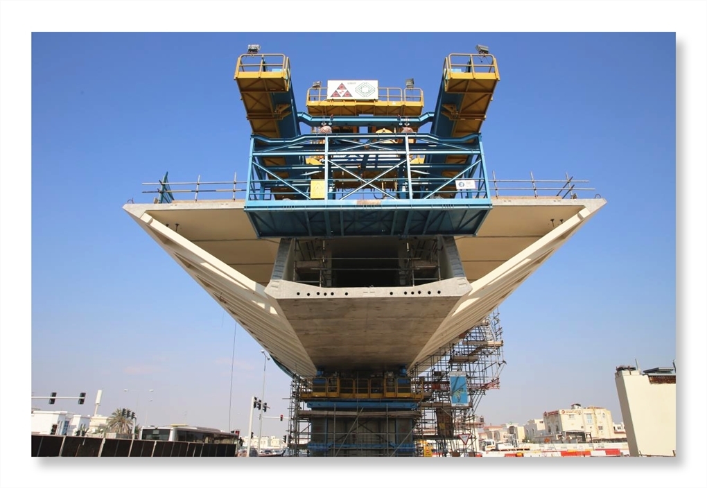 CHINA GRAND | Mesaimeer Lifting Frames