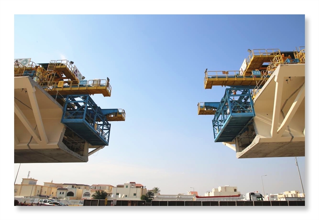 CHINA GRAND | Mesaimeer Lifting Frames